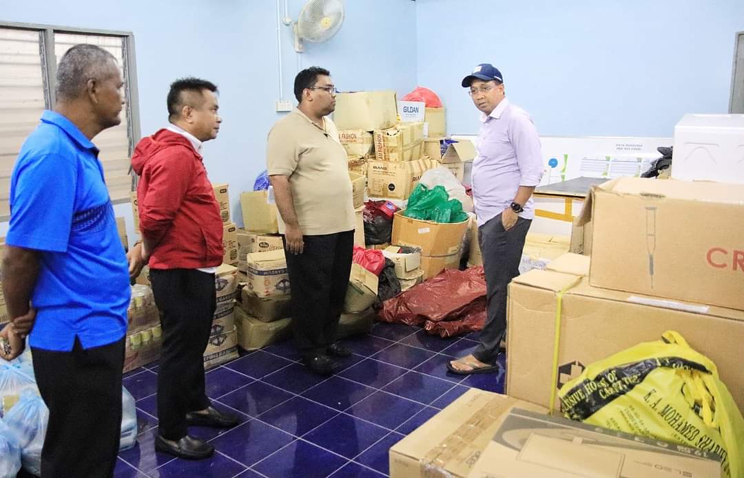 PASTIKAN BARANG BANTUAN DI STOR SIMPANAN BARANG DALAM KEADAAN BAIK ...