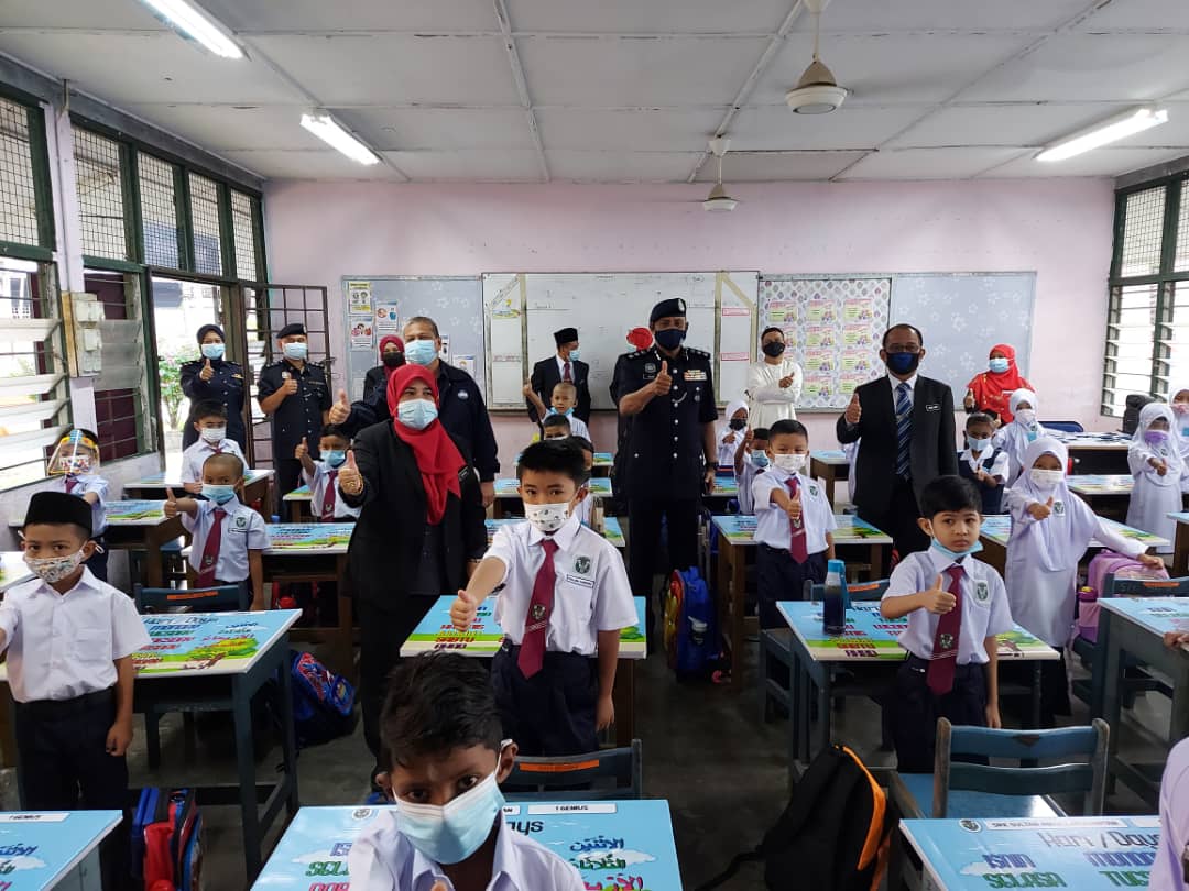 PEMATUHAN SOP SEKOLAH DI KUANTAN TERBAIK - Pahang Media