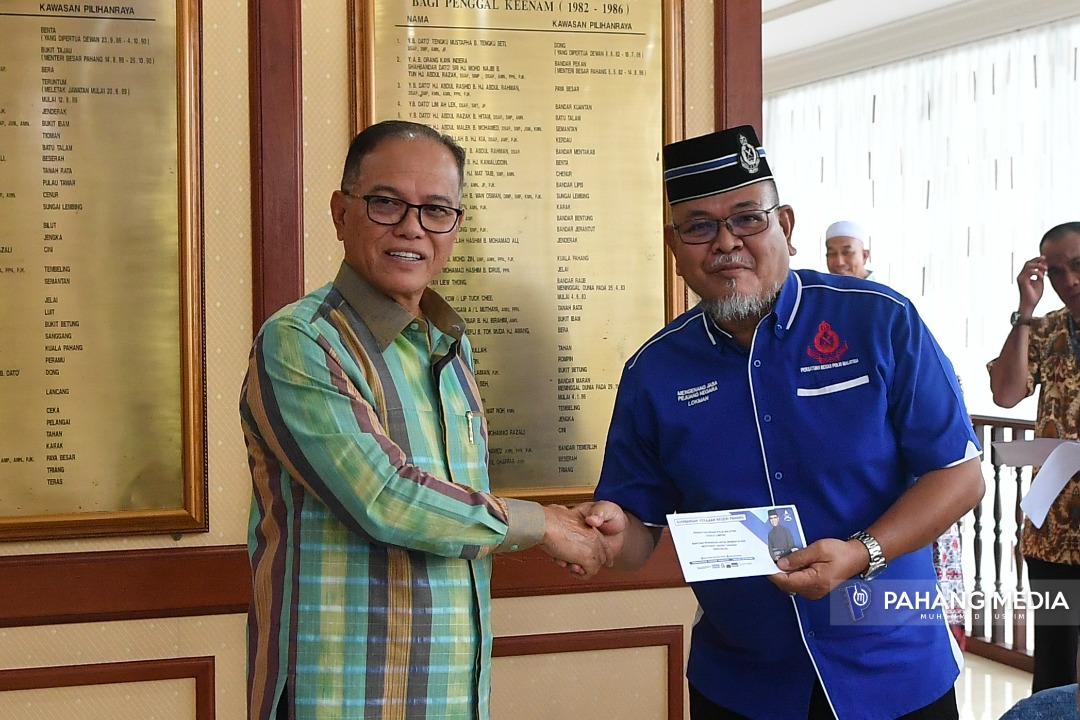 KERAJAAN PAHANG SUMBANG RM360,494 KEPADA 39 PENERIMA - Pahang Media