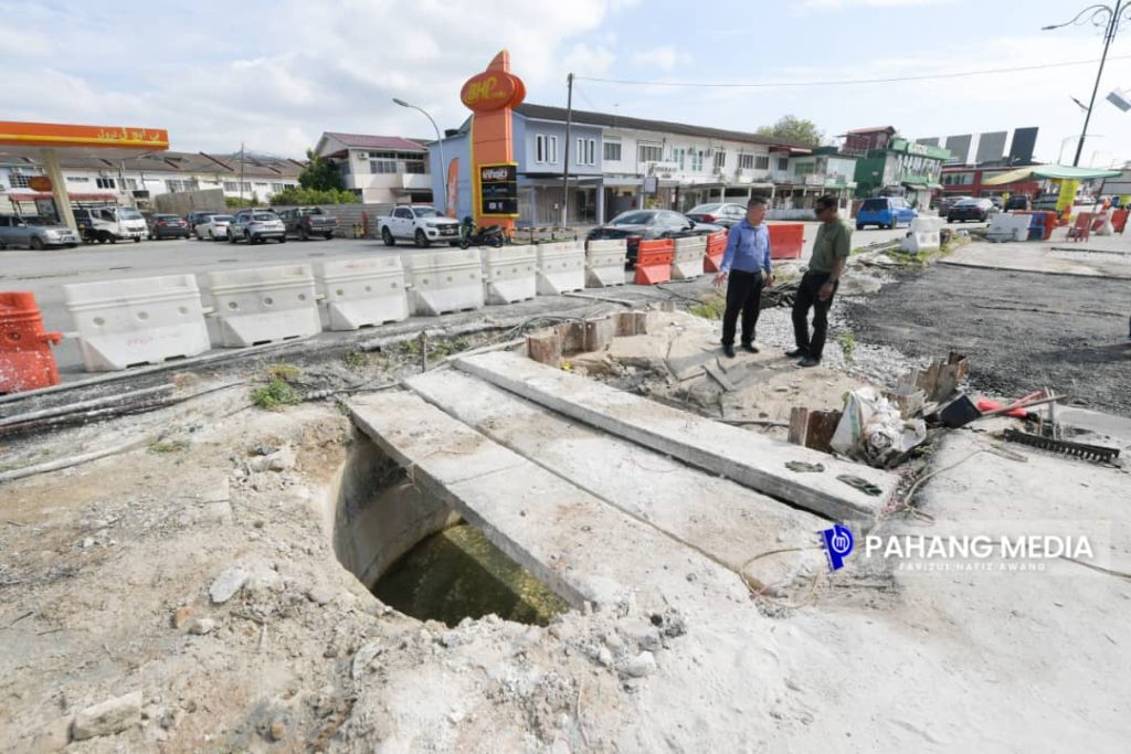 KERJA-KERJA PEMBENTUNGAN DI SEKITAR KUANTAN PERLU DISELESAIKAN SEGERA ...