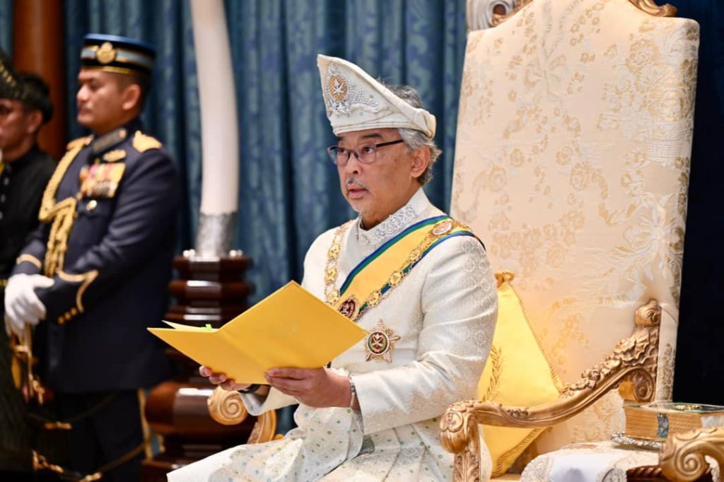 SULTAN PAHANG TITAH KERAJAAN NEGERI PANTAU PEMILIK TANAH BERI SEWA ...